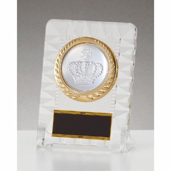 各種スポーツ大会など表彰式で使われる楯(盾)です。各種大会・表彰の記念品、卒業記念、卒団記念などに最適です。種目は、以下の31種類から選べます。いずれも金・銀・銅があります。　月桂樹女神・ワシ・鳳凰・女神・地球・王冠・ゴルフ　サッカーＡ・サ...