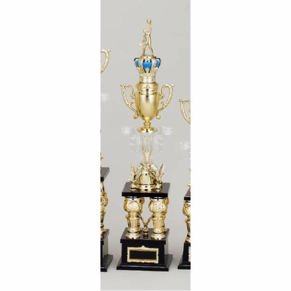 各種スポーツ大会など表彰式で使われる、4本柱で大きいサイズのトロフィーです。記念品や持ち回りなどに最適です。人形は、以下の68種類から選べます。　女神・サッカー・バッター・ピッチャー・バスケット　バレーボール・ハンドボール・テニス・バドミン...