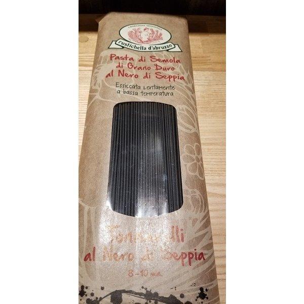 ユニークなロングパスタトンナレッリ セピアは、イカ墨を練りこんだユニークなパスタです。シンプルに良質なオリーブオイルとシーフードの具材を合わせるのがオススメです。・太さ：1.85mm・茹で時間：8〜10分RUSTICHELLA　ルスティケー...
