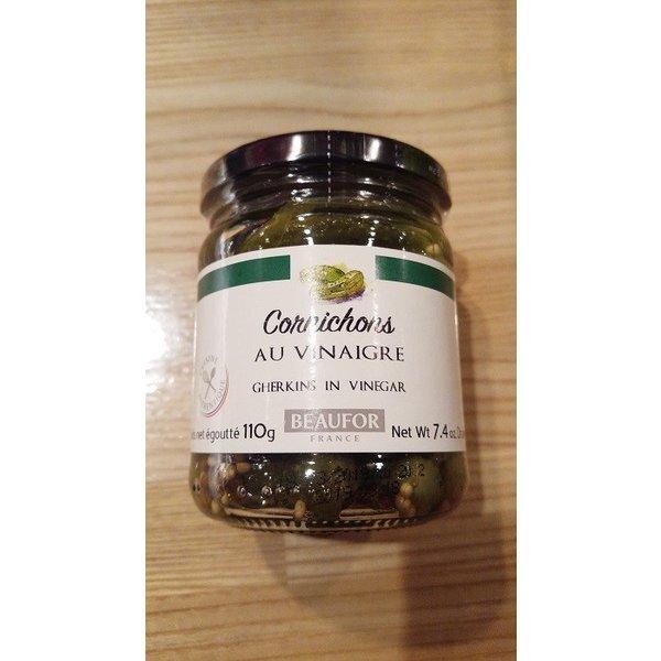 コルニションはヒマラヤ原産のキュウリのことで多くはピクルスにします。ボフォールのコルニションは厳選された食べごろのものをハーブやスパイスシード、小玉ねぎなどと一緒にヴィネガー液に漬けてあるので香りと歯ざわりが違います。 肉料理の付け合わせは...