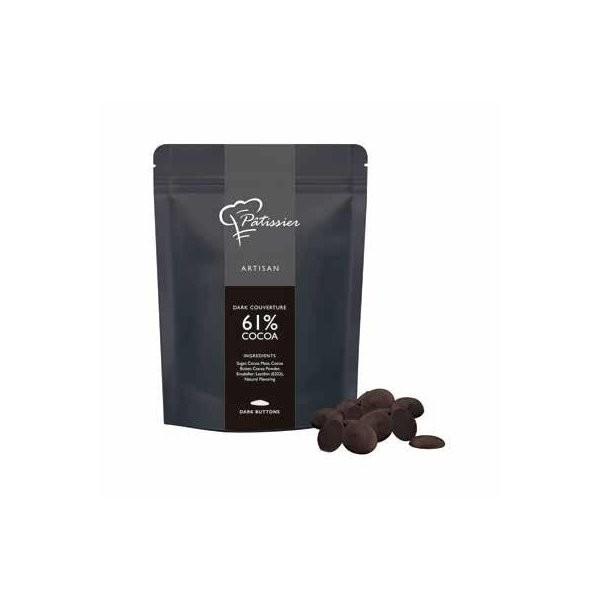 アルティザンクーベルチュールのラインナップ商品は、風味豊かで、すべてココア バターを31%以上含みます。どんな形のチョコレートにも応用が可能で、パティシエ の狙った通りの風味と口どけを実現します。商品はすべて再保存に便利なジッパー付フルーツ...