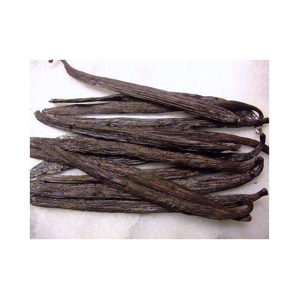 高級バニラ棒です。10本入りプリンやカスタードなどはもちろん、アイスやオリーブオイルと混ぜてソースなどにもお使いください。白い結晶が表面に出る場合がございますが、品質には問題ございません。【ヴァニラ（バニラ）アイスクリーム】５００cc牛乳１...