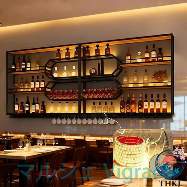 ? 【エレガントな LED ライト搭載】この壁掛けワインラックは、内蔵 LED ライトを備えた吊り下げ ワイン棚です。卓上型のワインラックと比べ、LED ライト付きのフローティングデザインがディスプレイを際立たせ、魅力的なバーエリアを演出し...