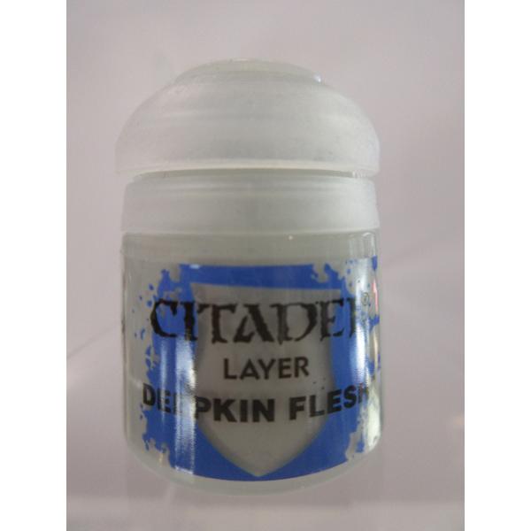 ベースで塗った上から重ね塗りするための塗料です。隠蔽力は低めで、ミニチュアの明るい部分に塗ることでグラデーションを表現します。