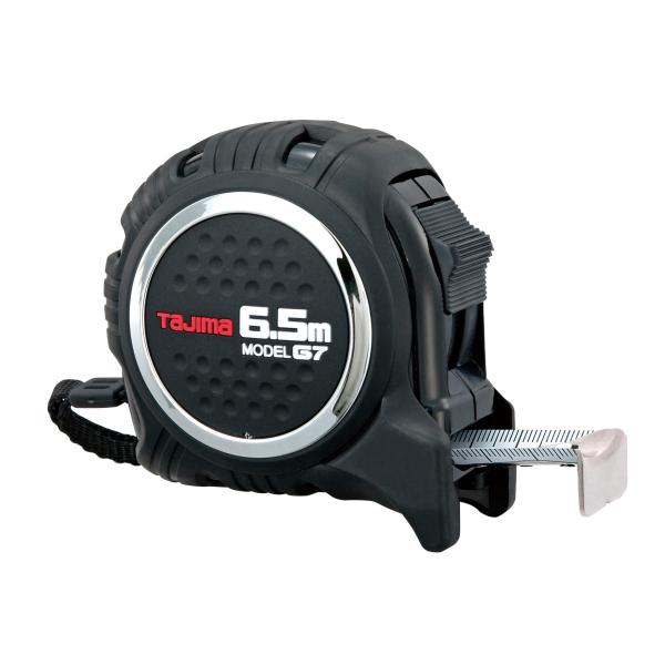 カラー：黒サイズ：長さ6.5 mスタイル：幅25mmABSボディをスリットを刻んだアーマードケースでカバー。万一の落下などの衝撃から本体を守ります。爪を保護するフックガードバンパー付。テープ長さ6.5m、剛厚 スチールテープ、テープ幅 25...