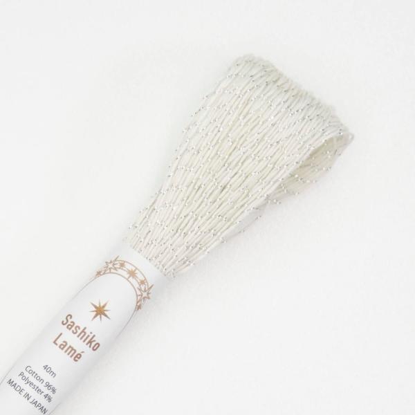 カラー：ホワイト商品：刺し子糸のラメ入りです。仕立：1カセ約40ｍ素材：綿96％・ポリエステル4％原産国：日本