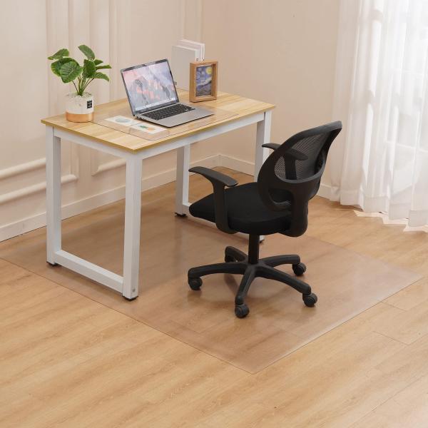 カラー：厚さ2mmサイズ：120*150cmチェアマット エンボス加工 透明 材質:PVC，プラスチック臭が少ない、防水、防油、床の柄などの景観を損ねず床に敷いて床を傷つかない エンボス加工 透明 床保護マット:在宅勤務でチェアマットを使用...