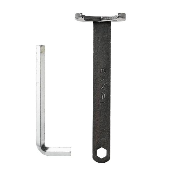 【商品概要】【立形締付工具】対辺46mmのナット式ワンホール混合栓等のロックナットの取り付けや、取り外しの際に使用します。シンク下のスペースは大変狭く、横に回転させる通常のスパナ等ではうまくロックナットを回せない場合があります。立形締付工具...