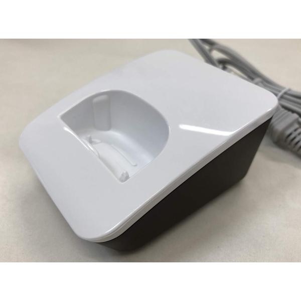 【商品概要】パナソニック Panasonic コードレス電話機 子機充電台 ホワイト PNLC1058T【商品説明】対応機種<br>KX-FKD404-W1、KX-FKD506-W2、VE-GD24DL-W、VE-GD24DW-...