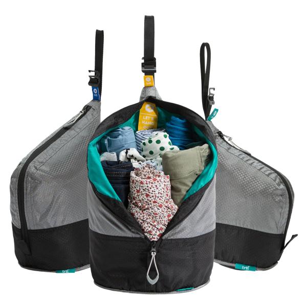 【商品概要】パッキングキューブの再発明: Trtlパッキングポッドは、多用途のGフックハンギングシステムを備えており、どこにでも吊るすことができるため、決して荷物を解く必要がありません。追加のストラップアタッチメントにより、これらのパッキン...