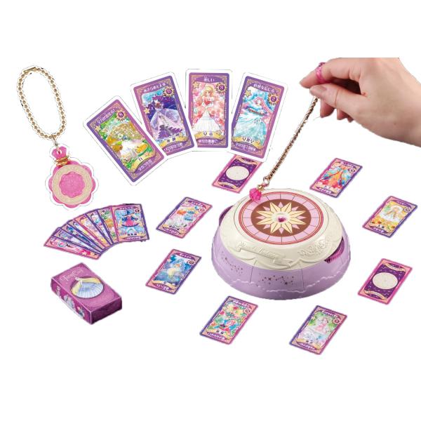 【商品概要】対象年齢：6歳以上タロット占いが手軽に楽しめます！占いブック、タロットカード付き。恋、友情、勉強、人気、スポーツの占いができます。占った後に付属のチャームを持ち歩けば運気アップするかも！【商品説明】【商品詳細】ブランド：メガハウ...