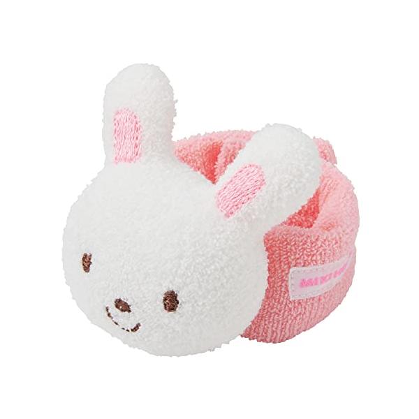 【商品概要】パイル綿100％、（中綿）ポリエステル100％日本製☆ 赤ちゃん の手首に付けるタイプの ミキハウス ラトル です。面ファスナーで取り付けられます。男女を問わず ご出産祝い におすすめのアイテムで、 赤ちゃん にとってのはじめて...