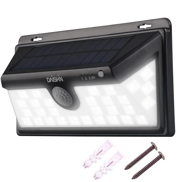 【商品概要】明るい照明 : SMD高輝度白色LED(0.5W×34個)を使用し、 明るさは約500ルーメンと十分な明るさを確保節電・省エネ : ソーラー充電式で電気代は0円。 エコロジーと節約を両立。人感センサー : 最大110度、最長6m...