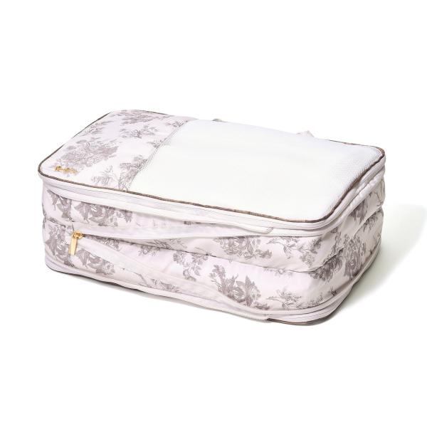 【商品概要】かさばる衣類を収納し、ファスナーを閉めるだけで簡単に圧縮できるオーガナイザーです。 外側についているファスナーをぐるっと1周半閉じると衣類が圧縮されます。かさばりがちな荷物をコンパクトに収納できるので旅行の時に便利です。中は仕切...