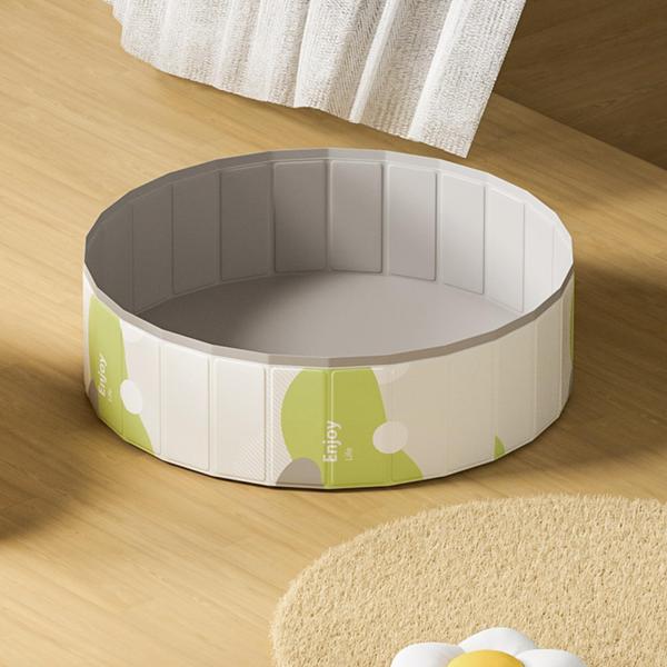 【商品概要】1.プールのサイズ：直径80ｘ高さ20cm。2.このプールは空気入れの必要がない、広げるだけで楽に遊べます。使わない時に折りたたんで、コンパクトに収納できます。3.プールはPVC素材を使用しており丈夫で耐久性があります。底の両面...