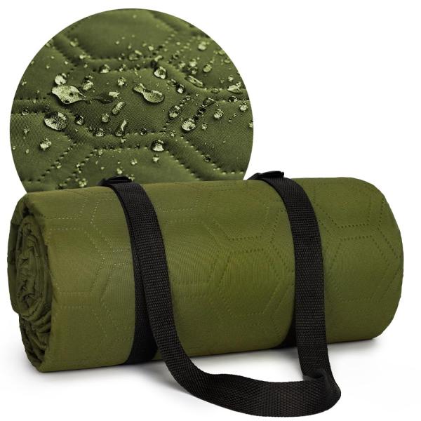 【商品概要】「高品質材料を採用したレジャーシート」第一層と第四層は丈夫なキルティング生地を採用しており、耐摩耗性と耐久性に優れています。キルティング生地は撥水加工を施しており。汚れにくく、便利性抜群なレジャーシートになっております。ピクニッ...