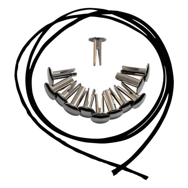 【商品概要】ブラックスワンプ社は、コンサートパーカッションの市場において最も多様性のあるシリーズを開発しています。ディスクベル、アンヴィルゴング用の「リベット＆ハンギングコード」のセットです。コードを穴に吊り下げシンバルスタンドに取り付けす...