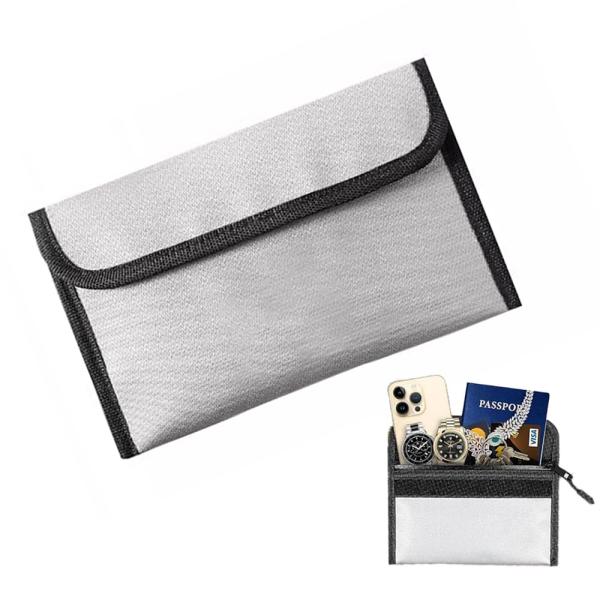 【商品概要】【商品仕様】サイズ:20*12cm。色：シルバー。【高品質素材】防火ガラス繊維材料及びシリコンコーティングを採用しています。【特徴】耐火性と防水性を備え、360 度全方向から保護し、高価な物品を高温や水の影響から守ることができま...