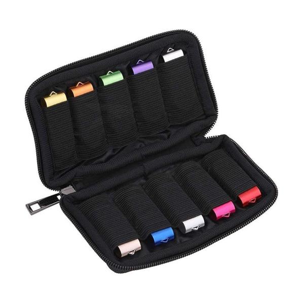 【商品概要】【高品質材料】高品質防水材料で作られ、ネオプレン素材は非常に丈夫でスポンジ状で保護します，防水性に優れ、閉鎖的なデザインはとても便利です。【耐久性に優れている】耐摩耗性と耐圧性能に優れ、衝撃による物品の衝突を防止する。長く使えま...