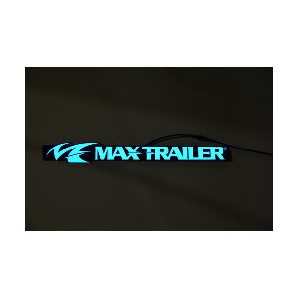 長さ：520mm高さ：58mm厚さ：0.5mm両面テープ付き厚みわずか0.5mmの発光型有機ELステッカー。トレーラーフレームへの取り付けが可能で今までに無いドレスアップアイテムです。