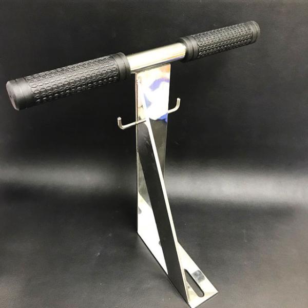 ●素材：ステンレス製●入り数 ：1個 ●チェーン・ワイヤー/電極コネクター用フック付 ■トレーラを動かす際に、キャリーハンドルを使うと手押し車感覚で楽に動かせ、車との連結もスムーズにできます