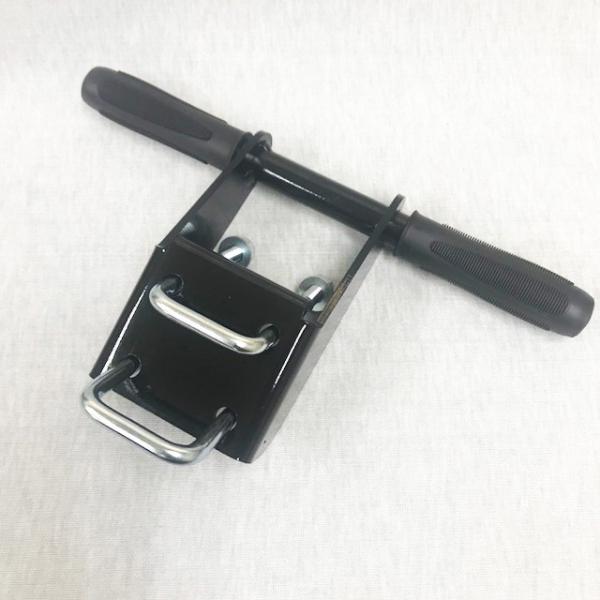 ■トレーラーの移動に便利なハンドルです。※注文時トレーラー機種をお知らせください。※トレーラー機種によっては取付できません。お問い合わせください。