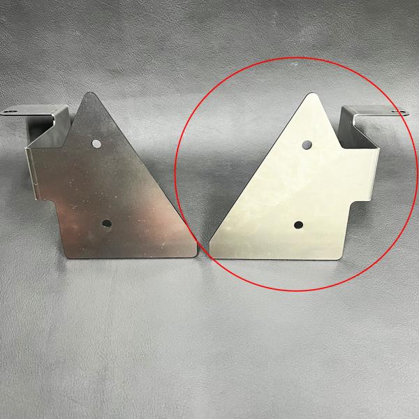 ●三角反射板用のステー（プレート）です。●サントレックス　TB09　などに使用可能。※メーカー廃盤のため、代替え品としてご使用ください。※こちらの商品は右側です。左は別ページとなっております。※サントレックストレーラーの適合確認につきまして...