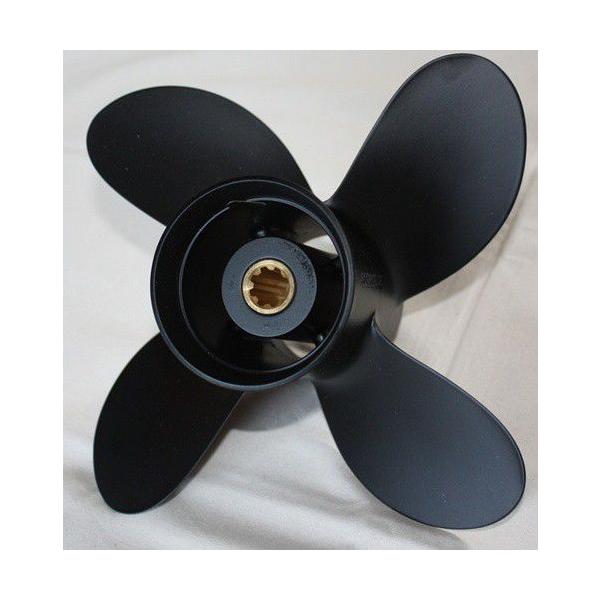 ヤマハ船外機用 4ブレード アルミプロペラ ソラス製 アミタ-4【商品の特徴】・3ブレードプロペラに比べ4ブレードプロペラの方が展開面積が大きくなる事により、より多くの水を捉える事が可能な為より早く滑走状態に移り、より低速での滑走状態が可能...