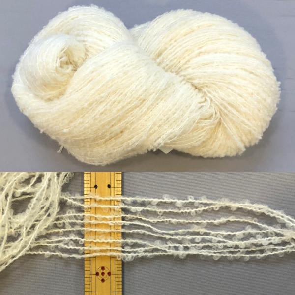 アシュフォード社の生成毛糸(ウール82%、ナイロン18%)酸性染料で染色できます草木染めでは、芯糸のナイロンが染まらずに残る場合がございます重さ：100g 、長さ：約450ｍ素材：メリノウール82%、ナイロン18%洗濯：手洗い・平干し・漂白...