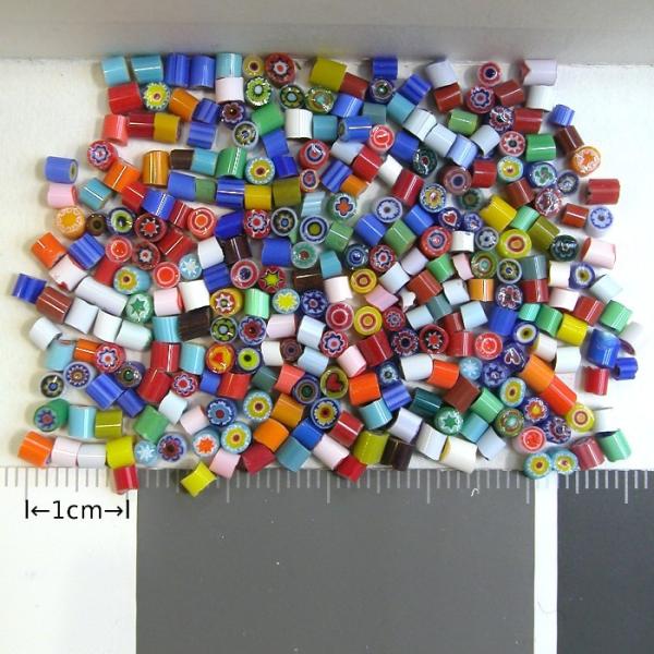 商品写真は、大きさと量のイメージです(2〜3mm、10g)入荷時期により、商品写真と色柄が異なる場合があります。模様はランダムにパッキングしております。同じ入荷時期のパックでも、模様ごとの入数は異なります。