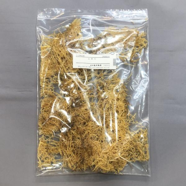 地入や染料のにじみ止め、糸の糊付けに使用。使用量地入れ　水１Lに２〜５ｇ糊付け　糸100ｇに３〜１０ｇ