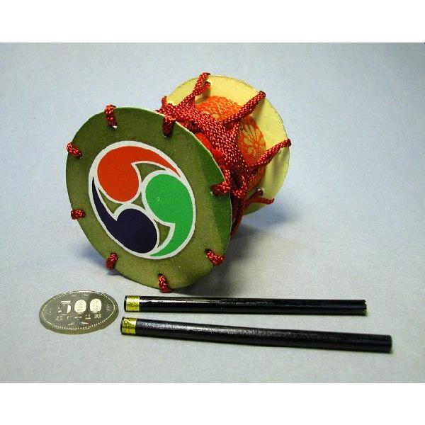 日本舞踊『京鹿子娘道成寺』の鞨鼓（かっこ）です。　サイズ：直径7cm、胴の長さ7cm