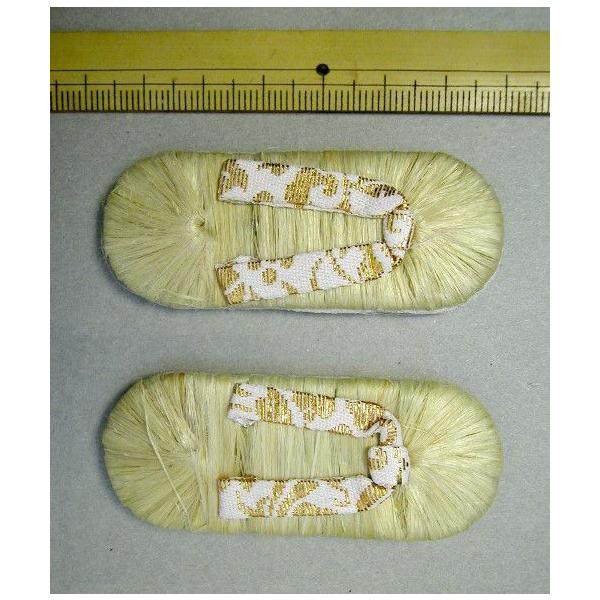 サイズ：長さ7cm　幅3cm