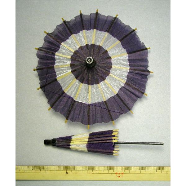 開閉できます。サイズ：展開時　直径約12cm＊入荷時期により色や寸法は多少異なる場合がございます