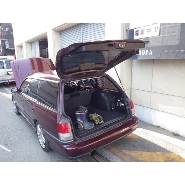 適合車両： 　スバル　レガシィ　GT　BF5　アプライドD　　(1993年3月登録モデル、純正スチールボンネット装着車にて適合確認)・リアゲート開口部の高さはダンパー装着前より約3cm高くなります。