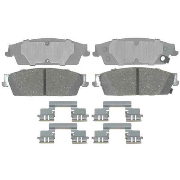 リアブレーキ側　左右セットです※低ダスト セラミックタイプ■ACデルコ製の中でも、廉価版のアドバンテージシリーズになります。商品は世界中でご使用いただいているデルコ商品です。品質に問題ありませんが、価格重視の商品となります。純正同等品の〔プ...