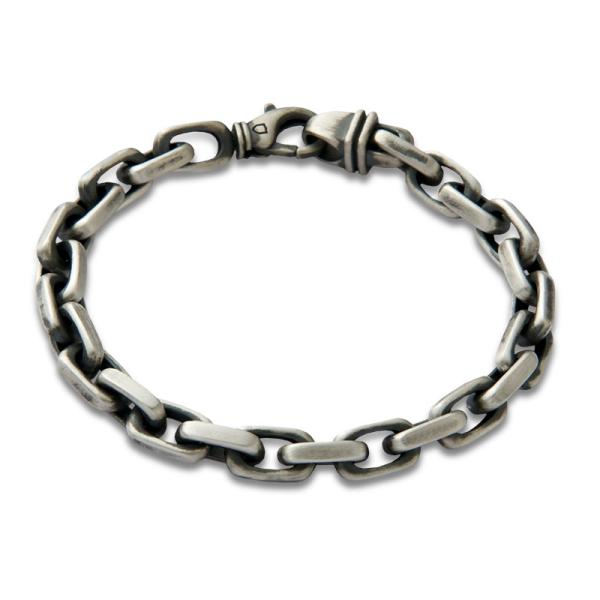 METERIAL : Sterling Sliver 925SIZE : チェーン 幅 約 7.2mm◎ご注文頂いてから韓国本社から取り寄せて、日本にて再検品をおこない発送させて頂いております。そのため、お届けまでに通常14営業日ほど、お時...