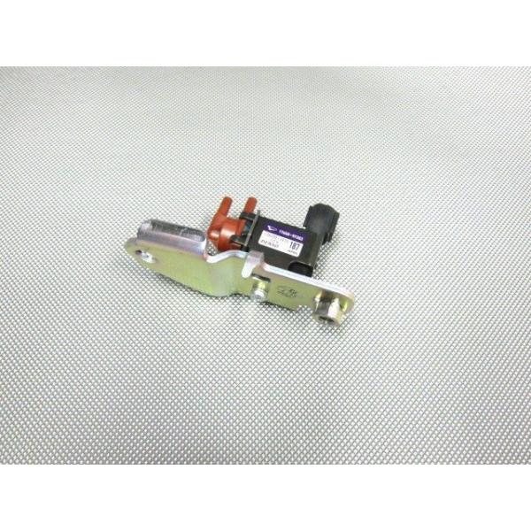 〈参考適合車種〉※適合に関して、お求め前にメーカーにご確認下さい。同一車種・年式によってもグレードによって適合しない場合があります。適合車種: テリオス キッド適合型式: J111G,J131G適合年式: 2005/10-2012/06