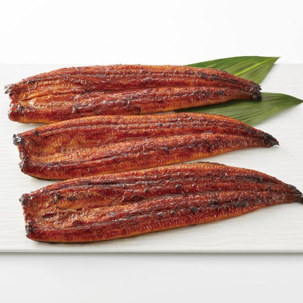 香ばしくじっくり焼き、しっかり蒸すことでふっくら柔らかに仕上げました。●商品内容３尾　長焼１３６ｇ×３尾、たれ、山椒付●割引情報（表示価格は税抜）【ネット割】カタログ掲載価格（黒字）8,200円　⇒　販売価格7,380円【10％引】●承り期...