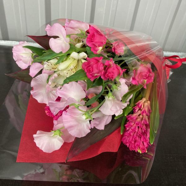 タイプ・ご用途・お色味とイメージを選ぶだけで、簡単にあなただけのオリジナルギフトを製作いたします。１日でも長く楽しんで頂く為に、当店自慢の新鮮な季節の花材を使用しております。◎ご予算アップをご希望のかたは、ご予算に応じてお選びください。(*...