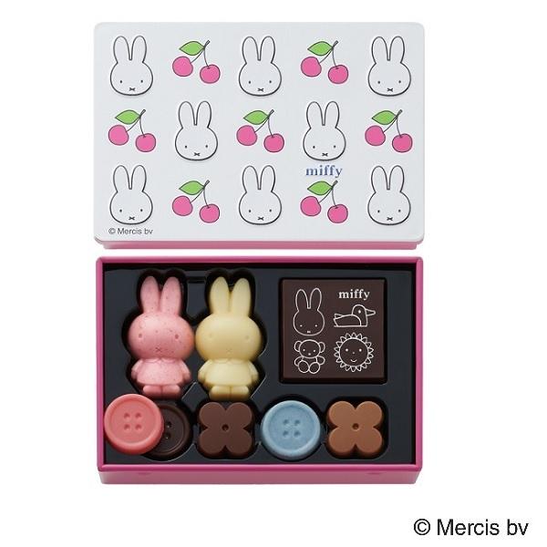 ■説明ミッフィーとチェリーをあしらった可愛いミニ缶に、ミッフィー型のチョコレートやキュートなプレーンチョコレートをアソートしました。■商品詳細内容量：11個賞味期限：2026.04.30温度帯：常温便特定原材料：乳保存方法:常温商品記号:M...