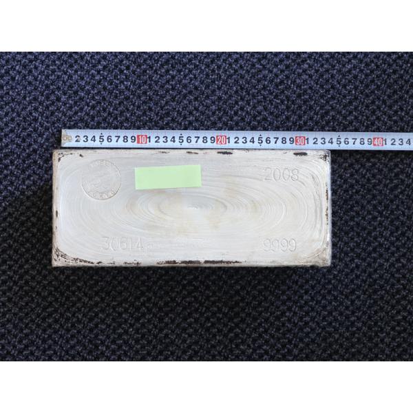 【品名】石福金属興業製 銀インゴット　999.9 シルバー　純銀999.9  30,614g 中古AB/使用感小 SILVER 送料無料！！【商品番号】R8ka2039【素材】純銀　999.9 【サイズ】重量：30,614g　画像参照【程度...