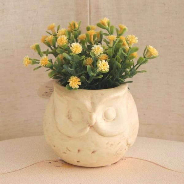 消臭効果・抗菌効果のある光触媒加工がされている人工観葉植物（造花）です。葉の一枚一枚まで人の手によって、国内で光触媒加工がされています。水やりがいらなく手入れが簡単で長持ちするので、お店の開店祝いや、店舗用の観葉植物に。またご家庭の玄関、リ...