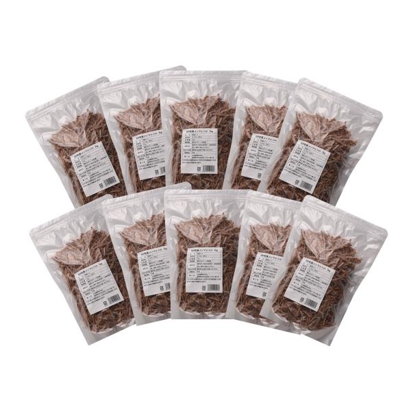 中国の自社工場で当社の衛生・品質管理体制のもと成型した、自信を持ってご提供できる乾燥メンマです。メンマも戻す工程からこだわりたい！という方にオススメです。通常サイズのメンマで、乾燥状態のものとなります。（栄養成分は戻し時です）＊内容量：1k...