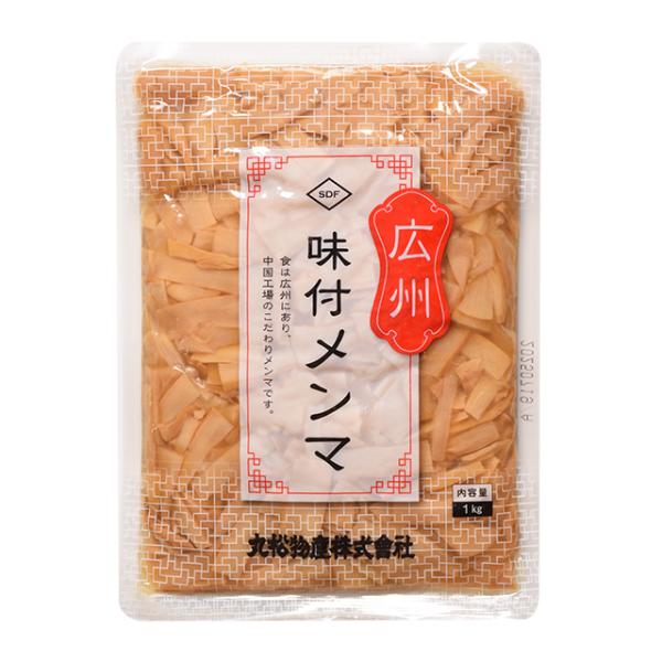 中国の工場で製造している醤油味のメンマです。ラーメンのトッピングやおつまみ等にぴったり！＊内容量　：1kg＊原材料名：メンマ、砂糖、食用植物油脂、しょうゆ、食塩、たん白加水分解物、香辛料、チキンエキス調味料 / 調味料（アミノ酸等）、酸味料...