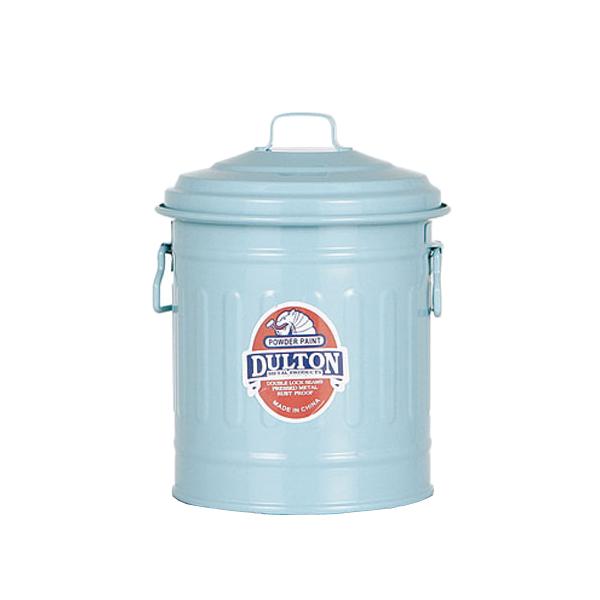 海外ではこういうスチール製のゴミ箱もスタンダード。憧れの映画の世界から飛び出して来たかの様な、素朴で奥深い格好良さは廃れる事を知りません。デスク用のゴミ箱にぴったり。トイレットペーパーがぴったりのサイズなので、収納用としても活躍します。サイ...