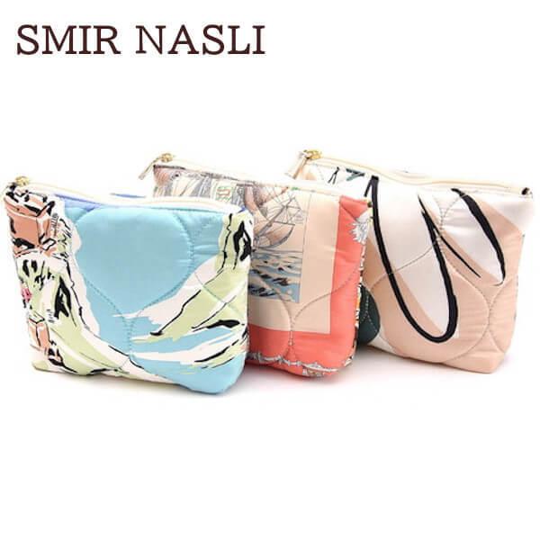 SMIL NASRI(サミールナスリ)からかわいいポーチが新登場！デッドストックのスカーフを中綿を入れてキルティングに仕立てたポーチ。シルク生地の取り位置で写真と異なるデザインの出方になります。(1つ1つ個体差あり。)ふわふわとしたシルクの...