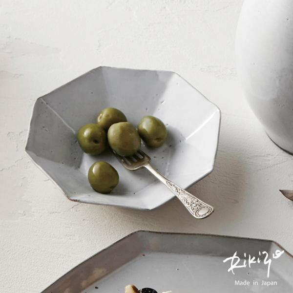 【商品名】・Rikizo アミューズ ボウル13【品番】・R-786871【JAN】・4965643786871【サイズ】・幅13×奥行12.2×高さ3cm【容量】・190ml【重量】・約82g【素材、材質】・陶器【原産国】・日本 笠間焼【...