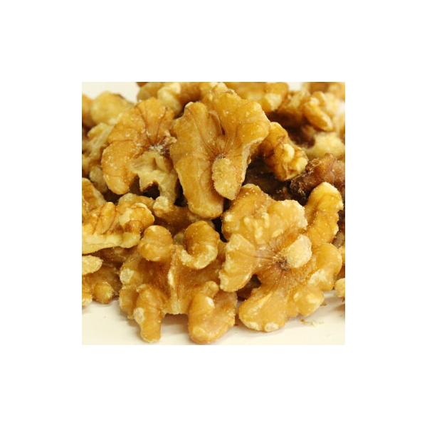 ローストしてそのまま食べても美味しいです。LH&amp;P(Light Half &amp;Piece)とは、色の明るいハーフと小片のクルミのことです。渋味が少ないので製パン用に最適です。