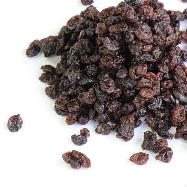 カレンズとは、小粒のぶどうを指します。酸味が強いのが特徴です。大きさはレーズンの1/4程です。■使用上の注意現地製造工場にて選別を行っていますが、異物・夾雑物が残っている場合がございます。一度ご確認の上お使いください。保存環境や時間の経過等...